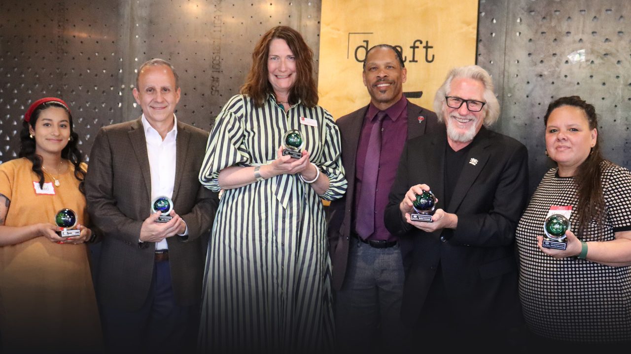 Distinguished Alumni Award | College of Fine Arts | The University of ...